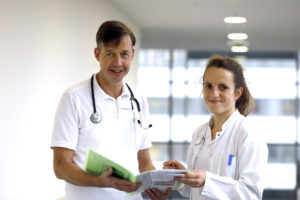 Kardiologie & Internistische Intensivmedizin - Hochtaunus-Kliniken ...